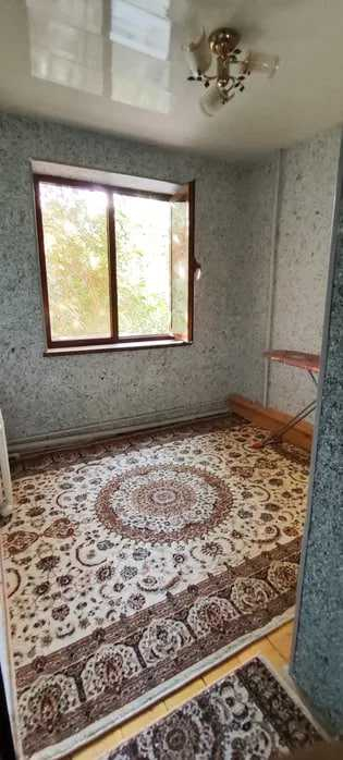 Срочно сдаётся 2х на 2 этаже Ор-р Жомий Карзинка