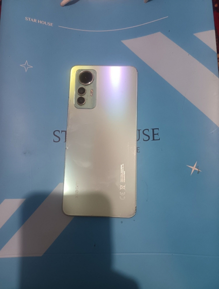 Telefon sotiladi
