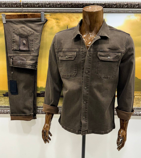 Мужской Джинсовый комплект 
              BOSS
Размеры: M L XL XXL XXX