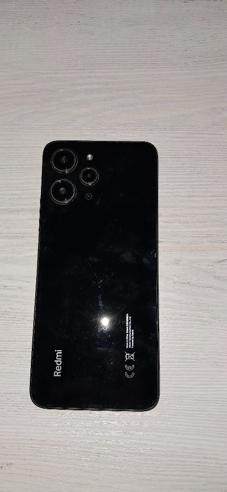 Продаётся срочно Redmi 12