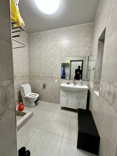 Аренда 105m² на Ц-5 вдоль дороги идеально под Бутик, Офис, Шоу-рум.