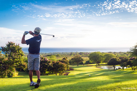 TRENER SPORT GOLF na uchus igrat kak pravilna golfa