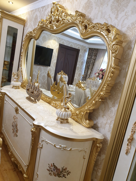Продается комплект гостинной мебели