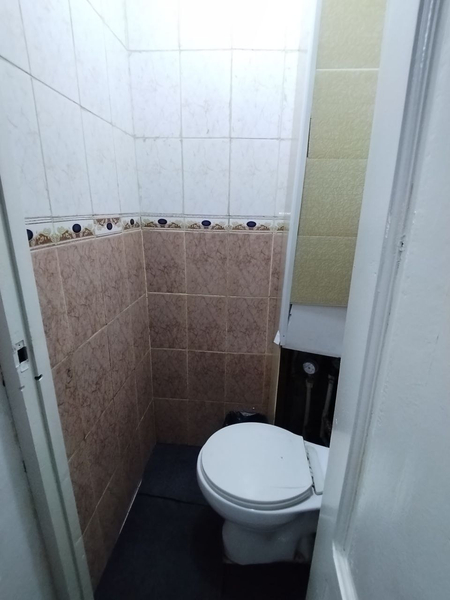 Chilonzor 12kv Farhadiski bozor yonida 5 hona kv bor sheriklika bola k