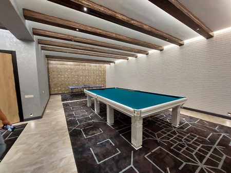 Super skitka Abu Dabi super house