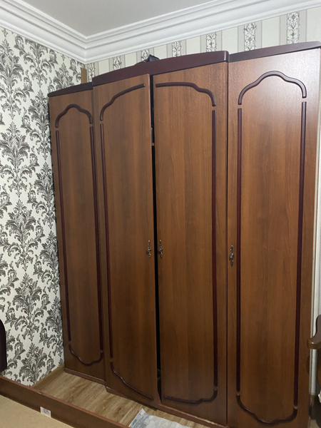 Продается комплект спальная мебель