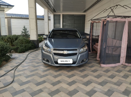 Chevrolet Malibu 1, 2-pozitsiya