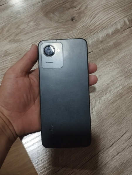 Real mi S30 telefoni