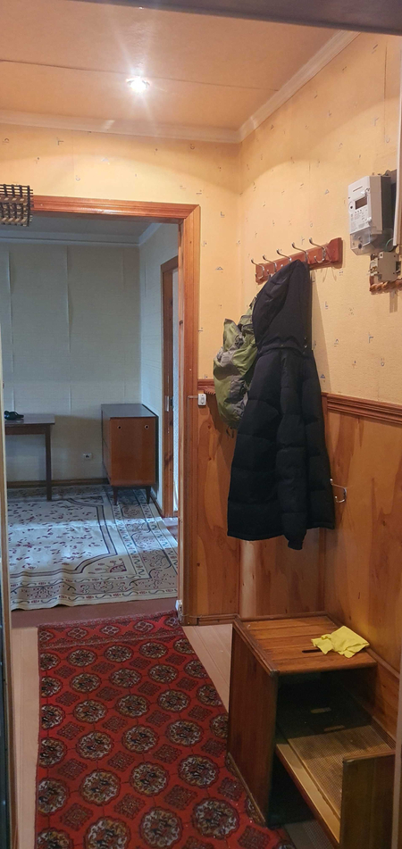2х 4/4 кирпич. Метро.