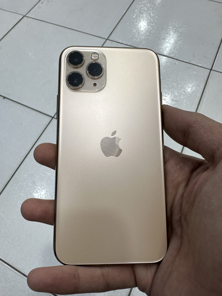 Iphone 11 pro ideal ochilmagan kar dak uziniki radnoy