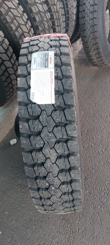 Автошына  Ovation 9.00R20
