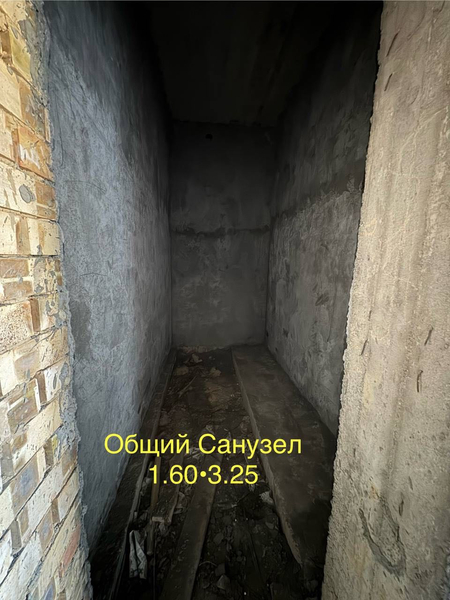 Учкахрамон Шуробозор  коробка  сотилади 1.8 сотих, 2  этаж