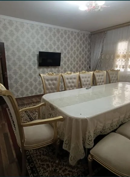 Бабура улица .Т. Рядом Рувд + не торцевая и отдельный вход