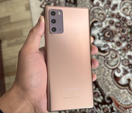 Samsung Not 20 8/256 gb srochno sotiladi