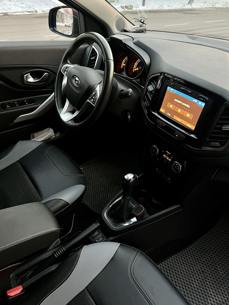 Срочно продаётся Lada Xray Cross 1.6 CVT