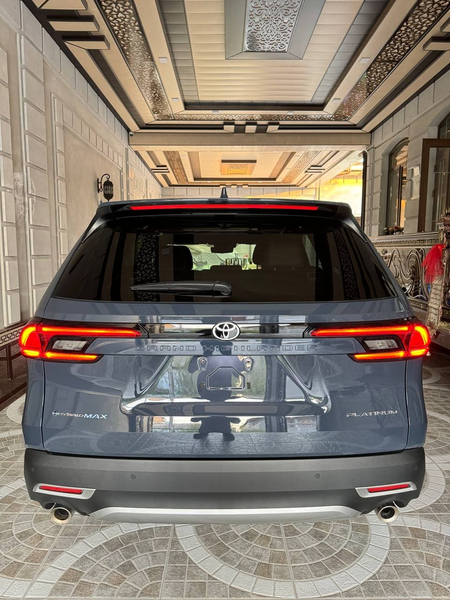 Toyota Grand Highlander platinum