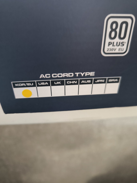 Блок питания Zalman 600 wattкак новый ,