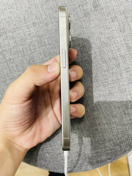 Iphone 15 Pro 256gb 9-Sikl Natural CH/A 100% Apple Expert