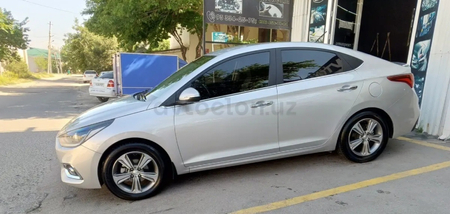 Hyundai Accent фул позиции