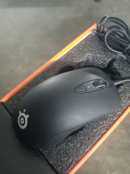 Mishka sotiladi steelseries