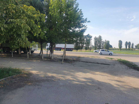 Продается земля в Янгиюле траса м39