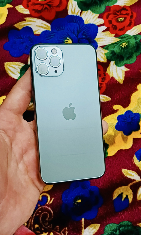Iphone 11 Pro 64 Gblik batareya yomkisti 87 % radnoy usta kormagan