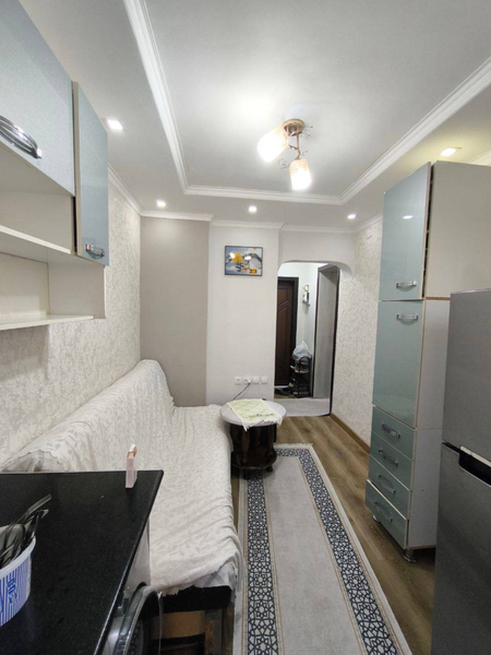 Продам каартиру 1/5/5 на массиве Ялангач ,Чимган ,Эко базар