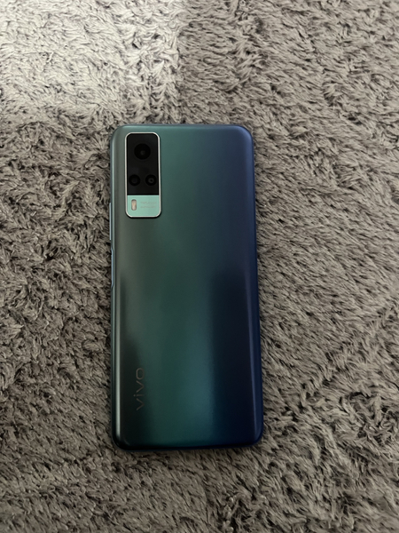 Vivo telefoni sotiladi xolati yaxshi