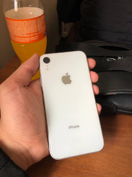 Iphone Xr 64gb 76% korobka dakument