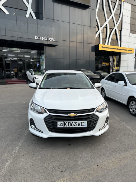 chevrolet onix 1.0tL mator narx kelishamiz