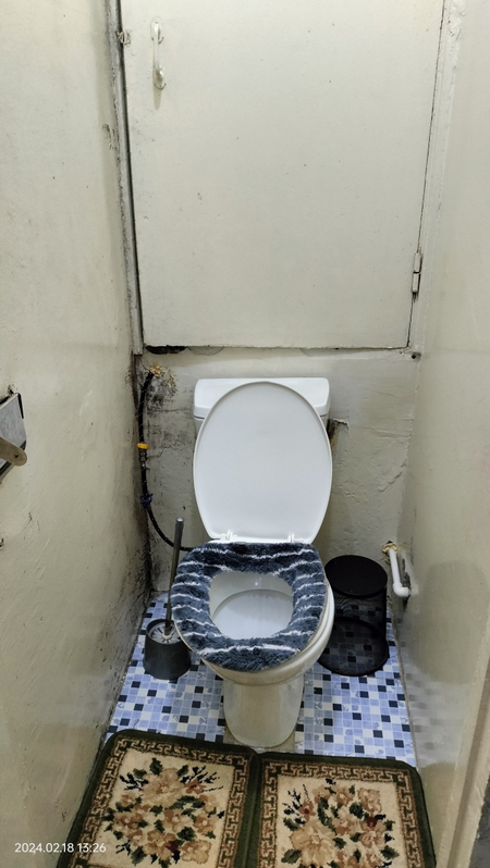 Srochno chilonzor Uchtepa 21 kvartl farxadski bozor 3 xonali sotiladi