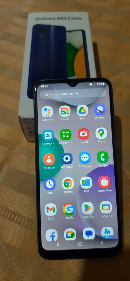 Мобильный телефон Samsung a 03