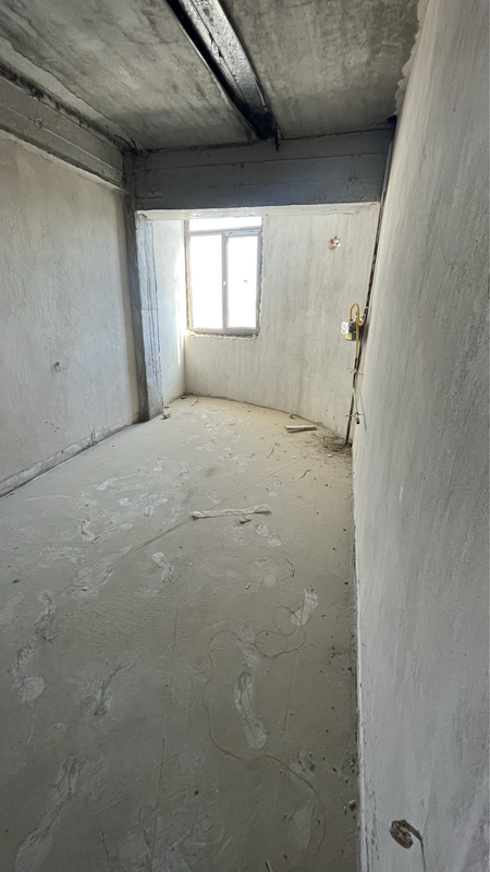 Fayzobod masjidga borasdan 2 xonalik vetrini kvartira sotiladi