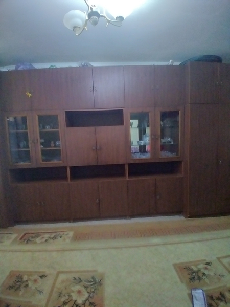 Срочно продаю стенку