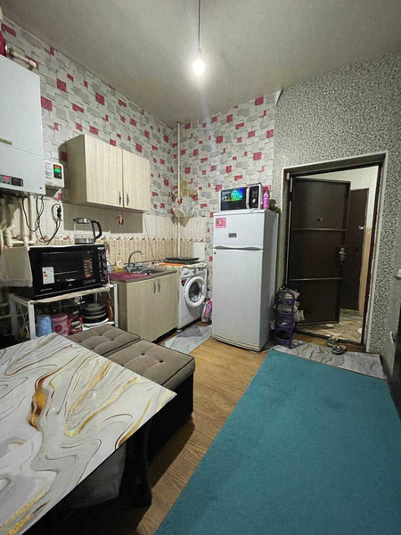 Срочно продается квартира в махале  Авайхон