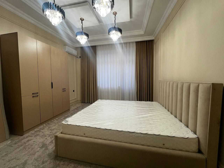 Срочно сдается квартира в аренду . Пятикомнатная квартира (J3164)