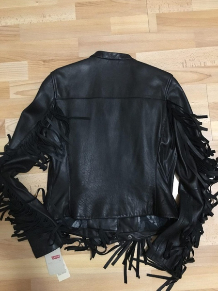 Женская кожаная куртка Levi's Women's Vintage Leather Fringe Jacket