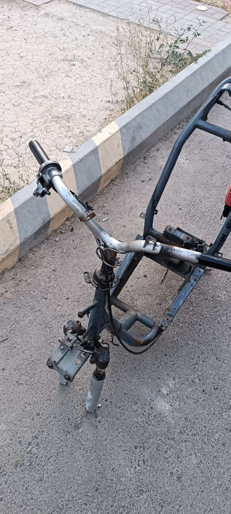 Продам раму от скутера