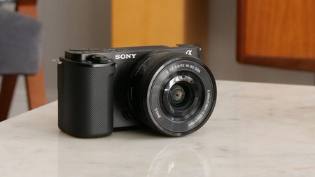 Sony zv-E10 Vlog camera