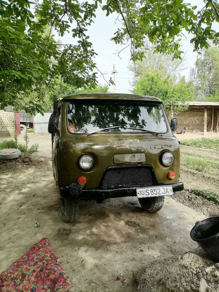 Uazik sotiladi holati a'lo