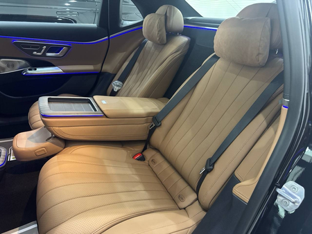 Mercedes-Benz E300L, w214