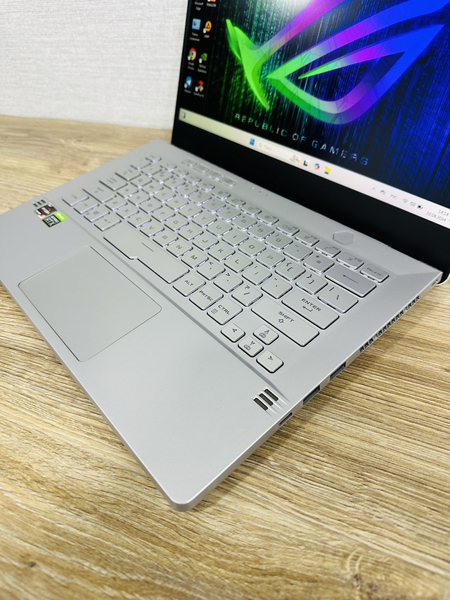 ASUS Zephyrus RTX2060-6GB/RYZEN 9-16 Ядер как новый