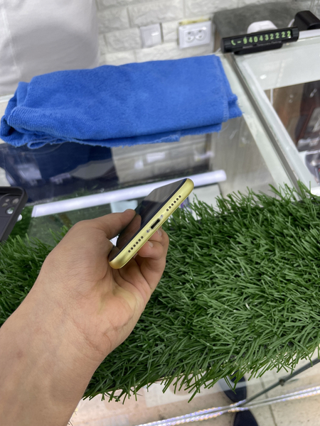 IPhone 11 64GB идеал состояния