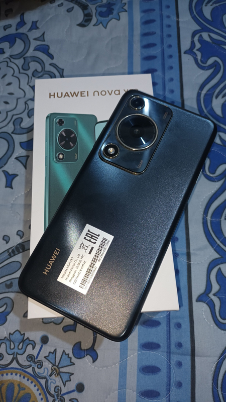 Huawei nova y72 noviy