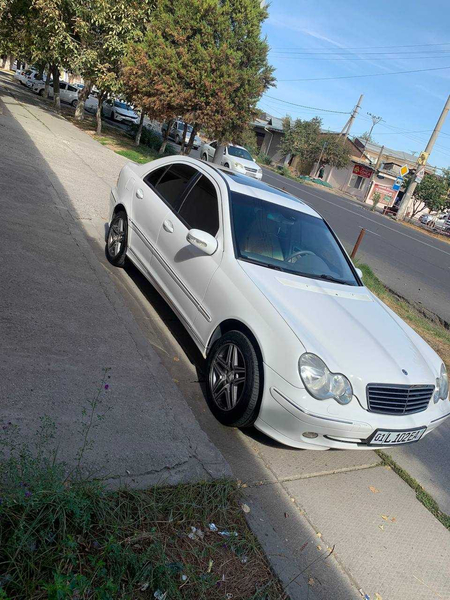 W203 Mercedes Benz