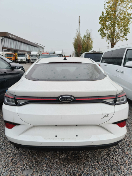 Jac J7 Lift Back 2023 Full