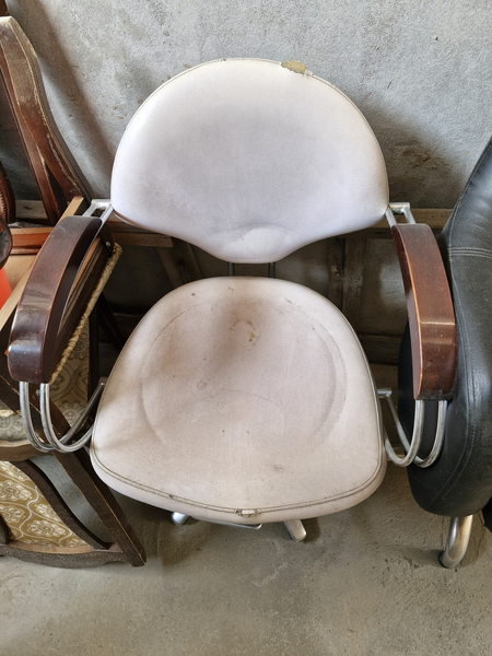 Salon uchun kreslolar