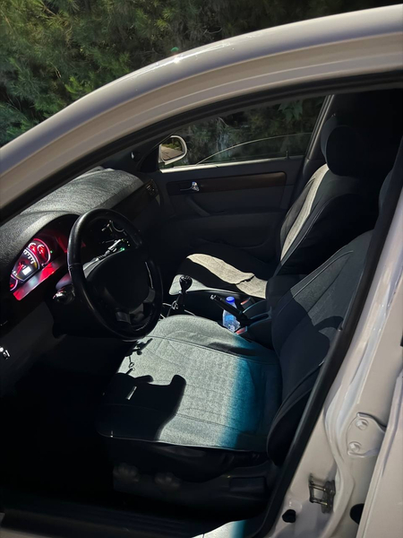 Lacetti oq  2011