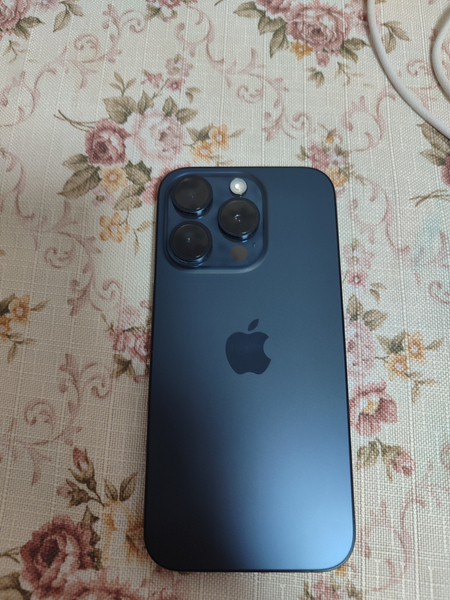 Iphone 15 pro yengi