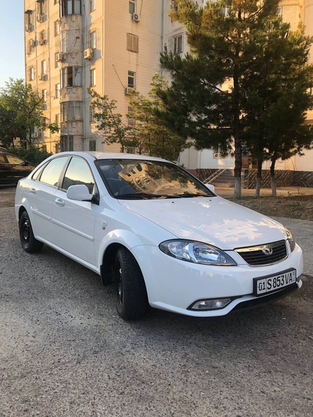 Jentra 1 евро, 2015-г, автомат, краски нет, ухоженная! Срочно!